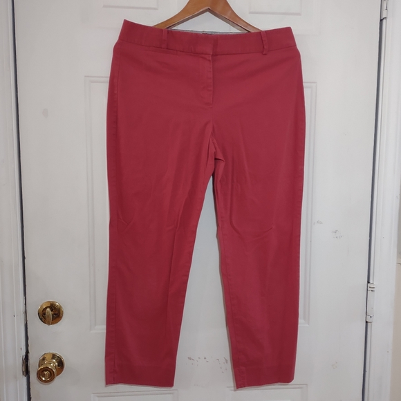 Talbots | Pants & Jumpsuits | Talbots Signature Coral Capri Pants Size ...
